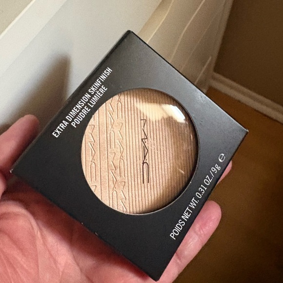 MAC Cosmetics | Makeup | Mac Cosmetics Extra Dimension Skinfinish ...